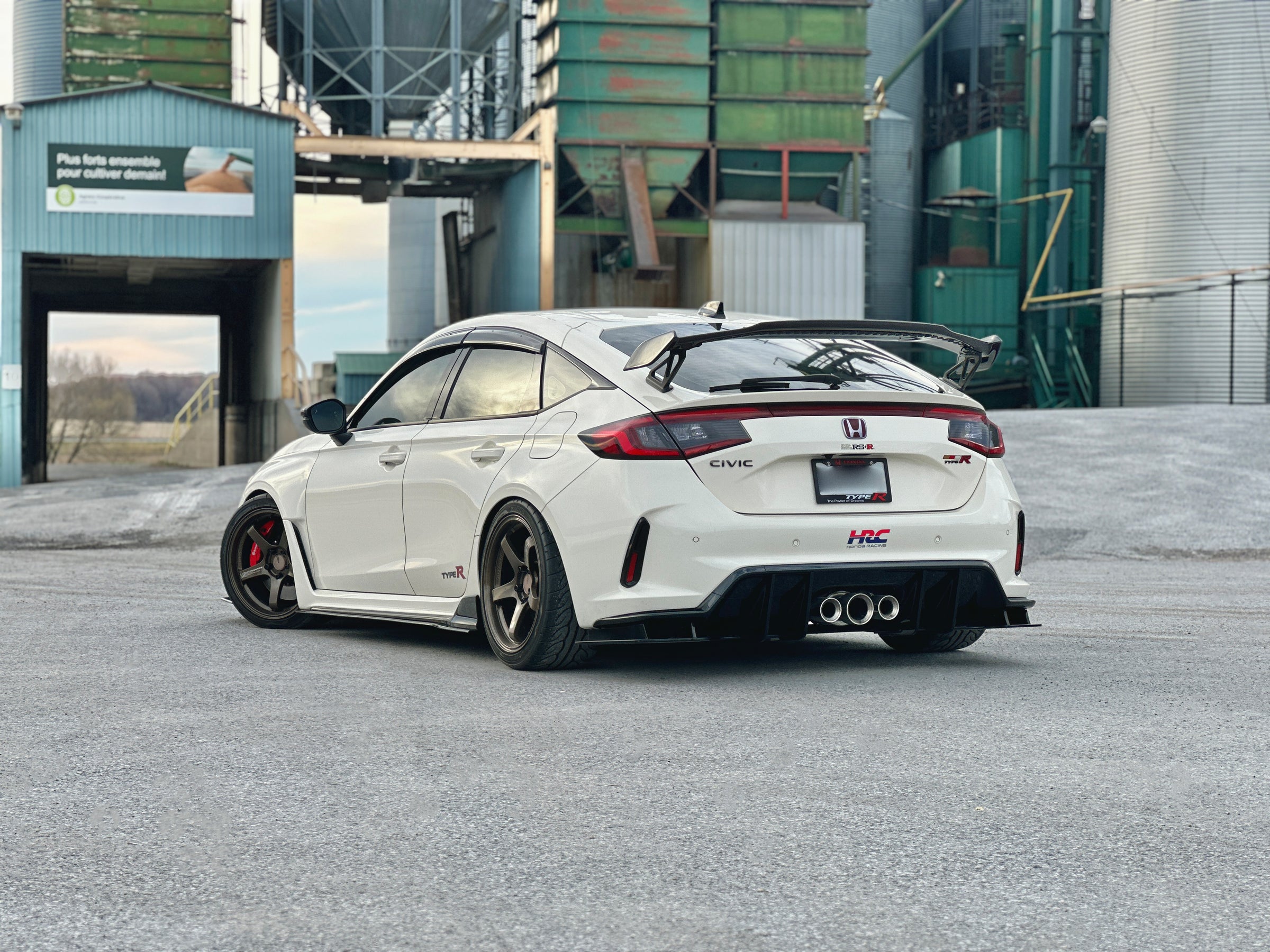 Side Splitters - Honda Civic Type R FL5 2023+ – Artwork Bodyshop Inc.