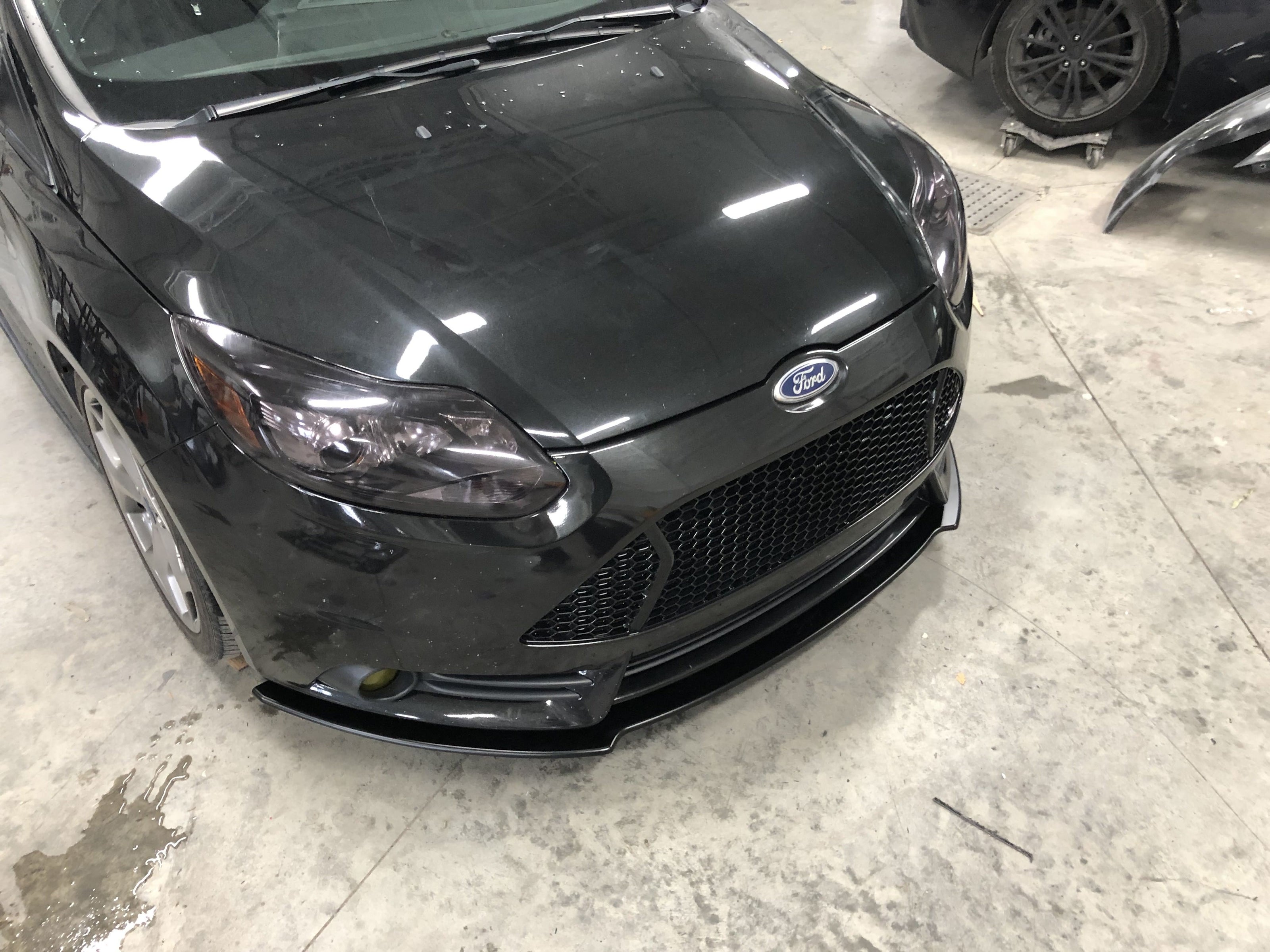 Front Splitter - Ford Focus ST/RS 2014-2018