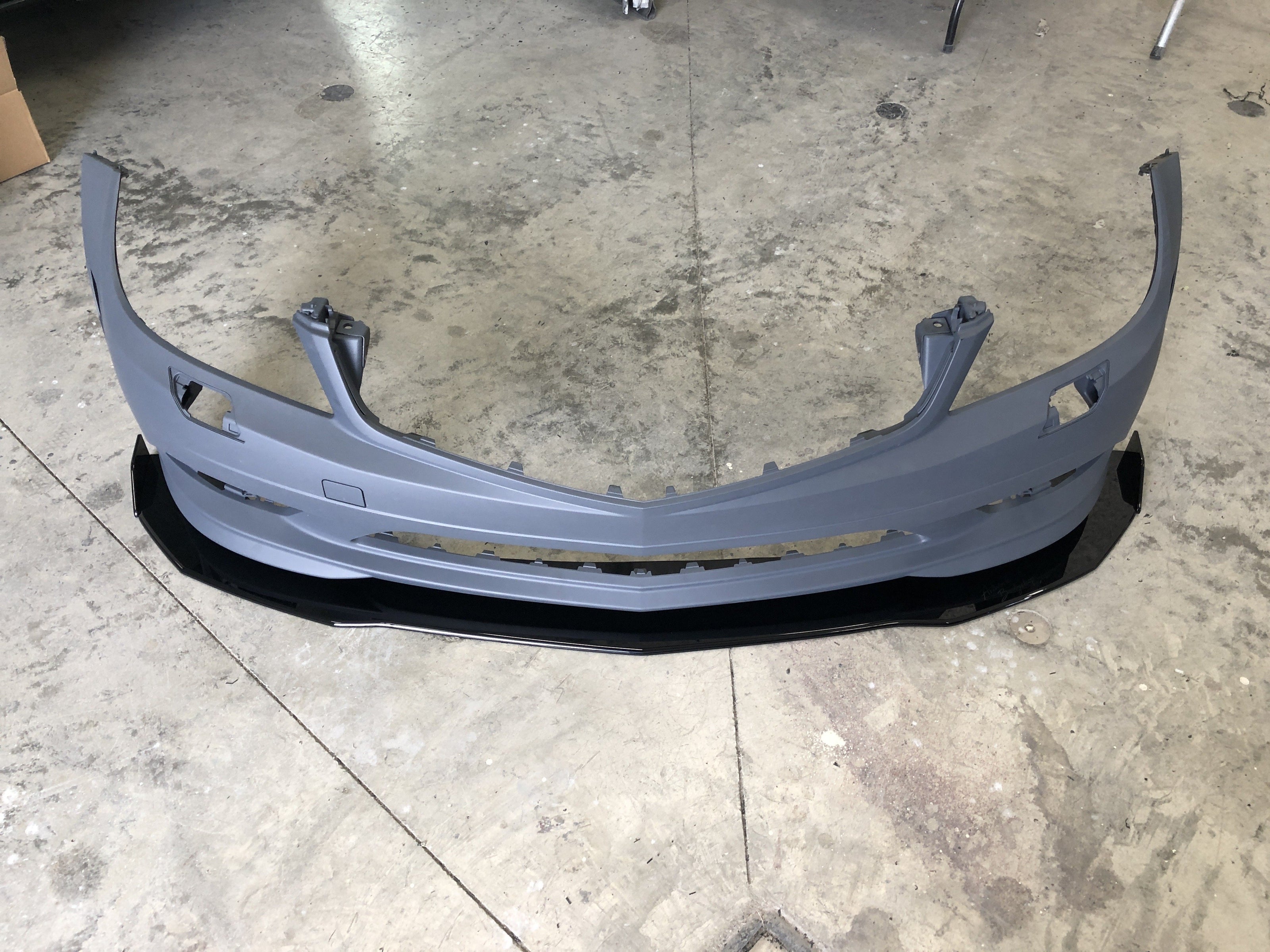 Front Splitter - Mercedes C300 07-14