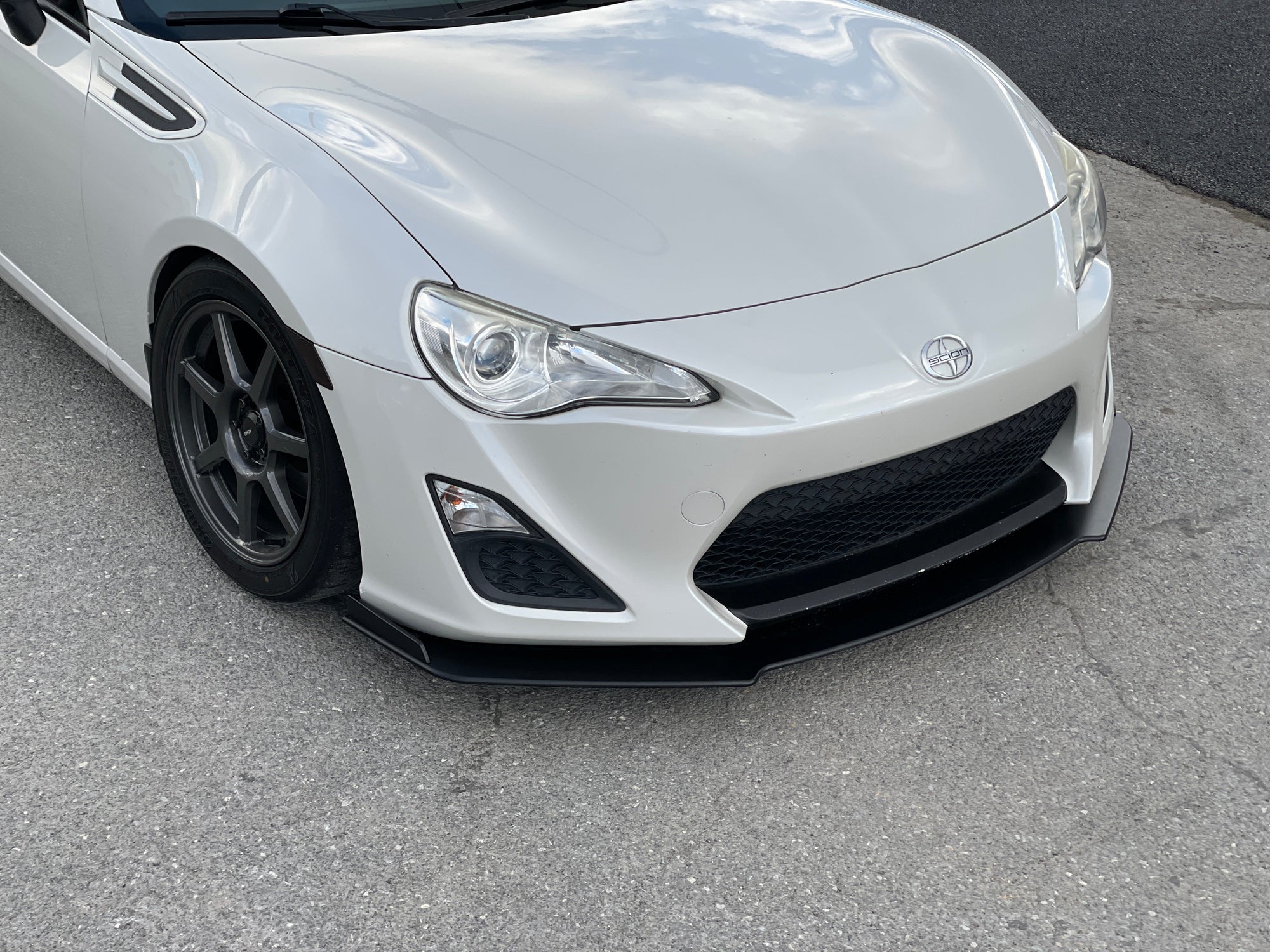 Front Splitter - SCION FRS 2012-2016