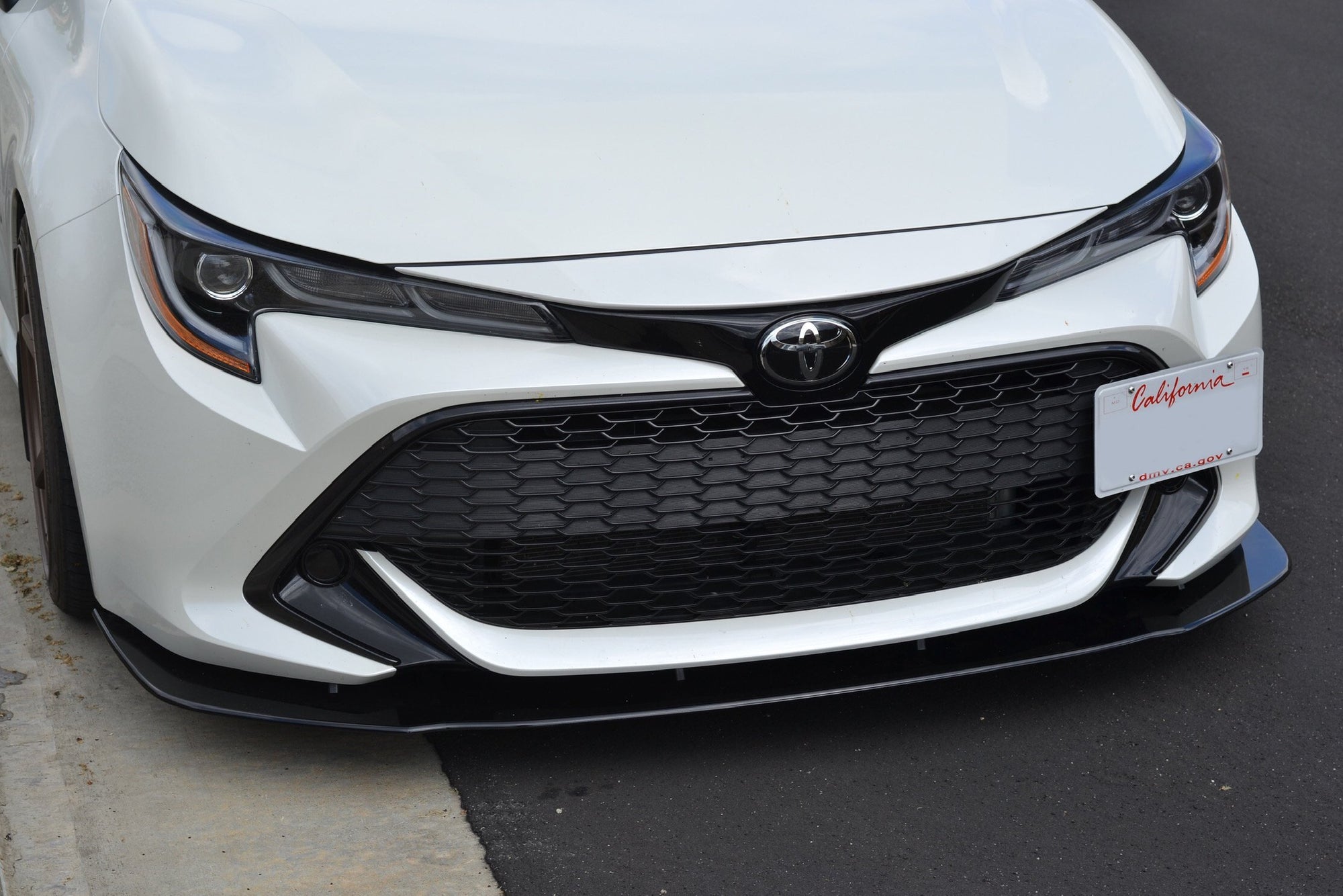 Front Splitter - Toyota Corolla SE / XSE Hatchback 19-25