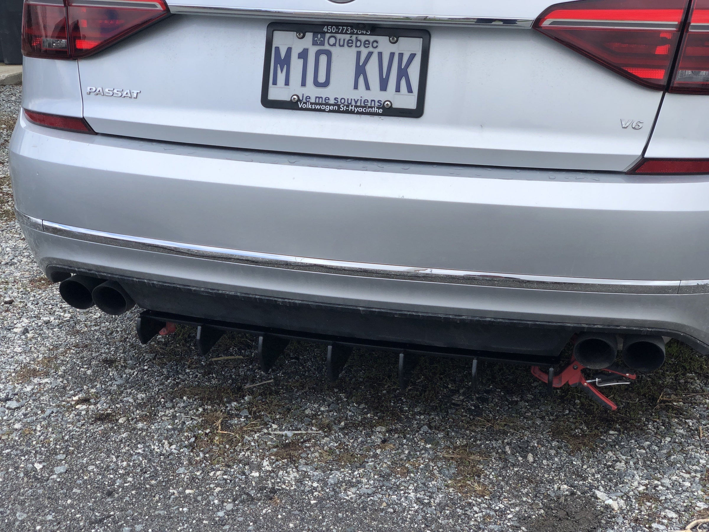 Rear Diffuser OEM style - Volkswagen Passat 16-19