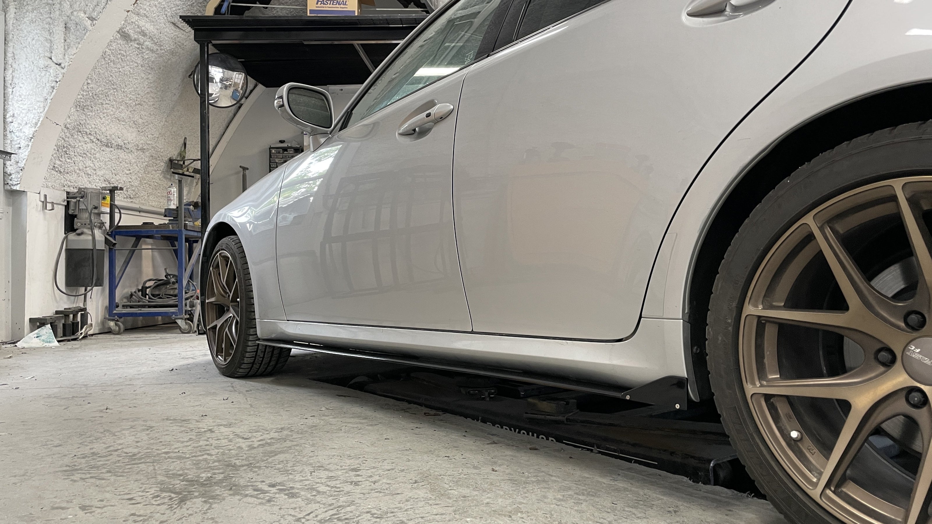 Side Splitters - Lexus IS250 / IS350 06-13